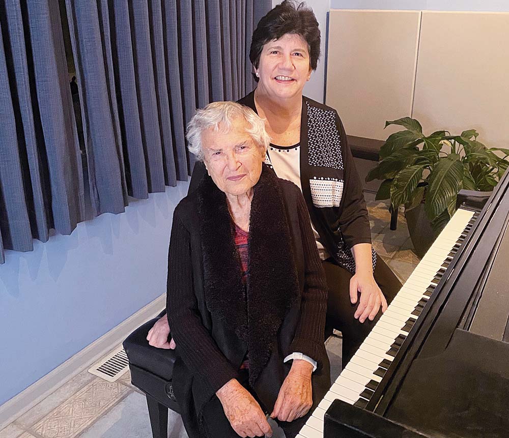 Pianists Plan Livestreamed Concert | TownLively